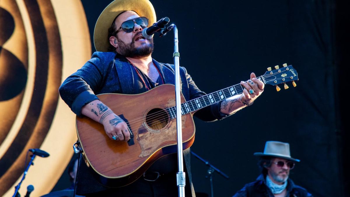 Nathaniel Rateliff under fire for National Anthem before AFC title game ...