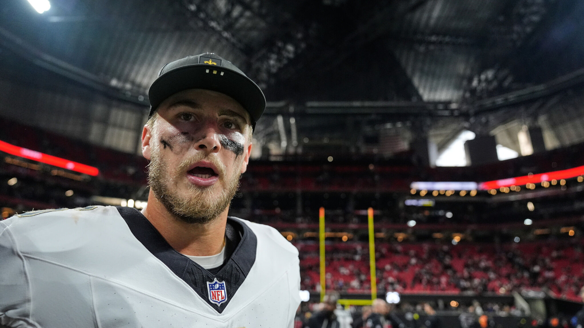 Saints quarterback Tyler Shough earns Rookie of the Year recognition ...