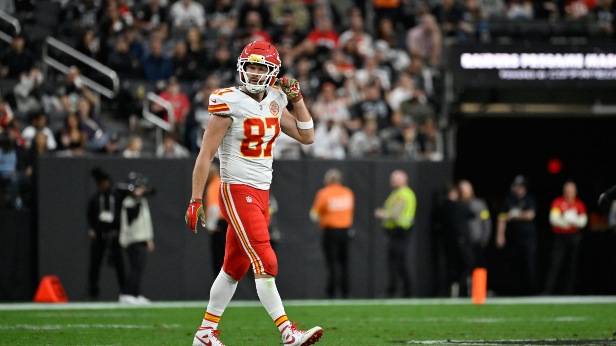 Chiefs face tough call on Travis Kelce as ESPN analyst urges them to ...