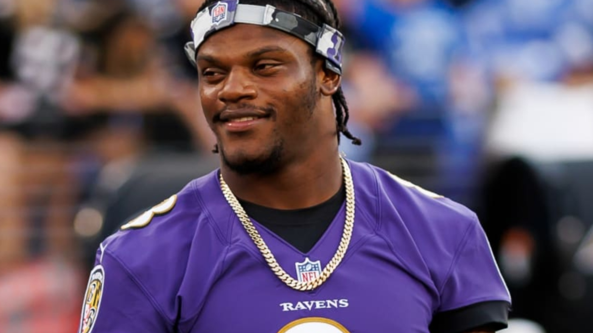 John Harbaugh offers encouraging update on Lamar Jackson's injury | MARCA