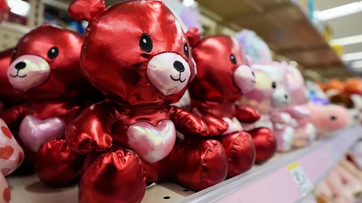 Valentine's Day 2026 deals: Promotions on gifts, getaways and romantic ...