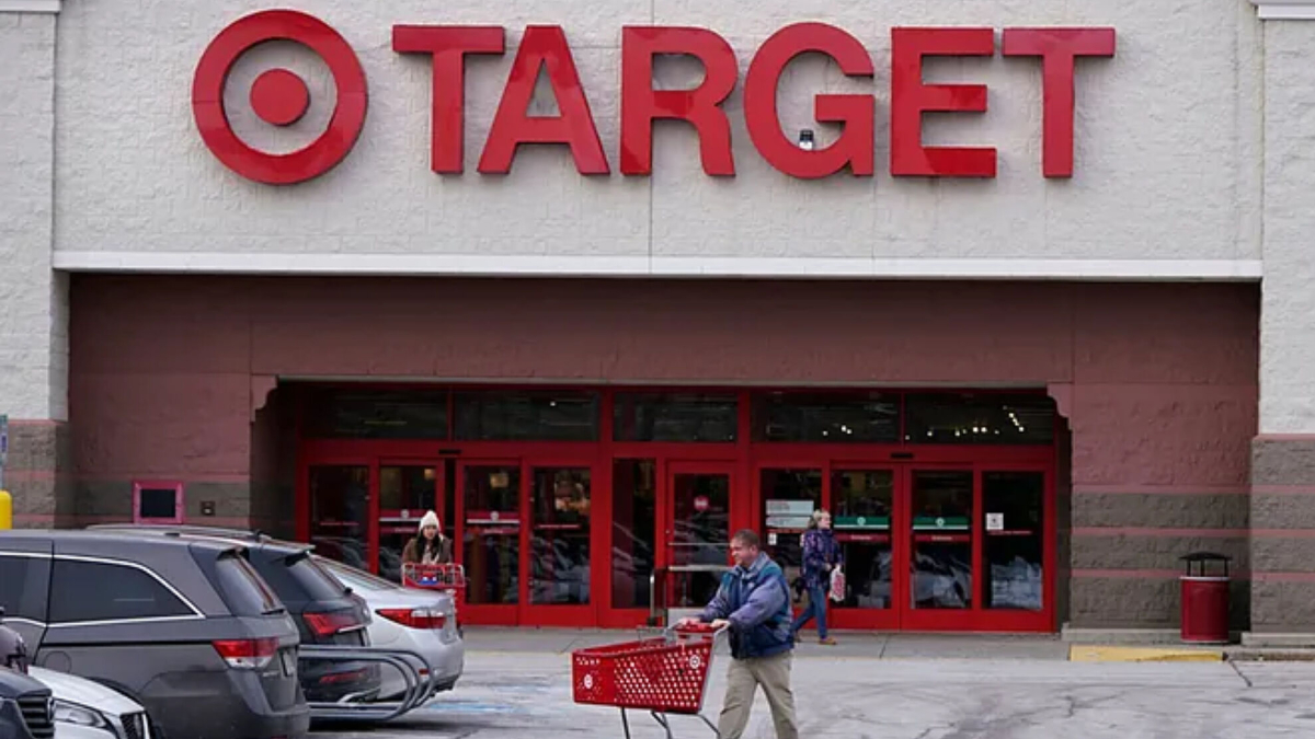 Target Christmas Eve and Christmas Day hours: Opening, closing and ...