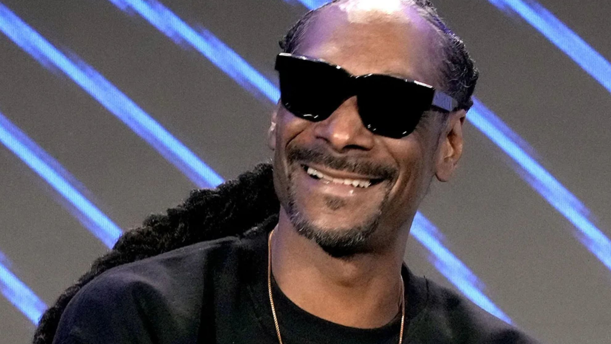 Snoop Dogg Net Worth 2025: How much is the rapper's fortune and annual ...