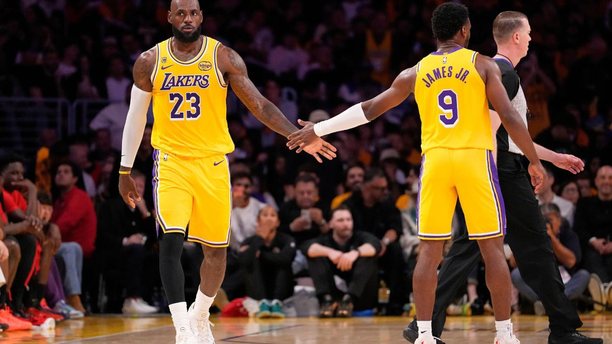 LeBron James passes the torch to Bronny in emotional 20 year full ...