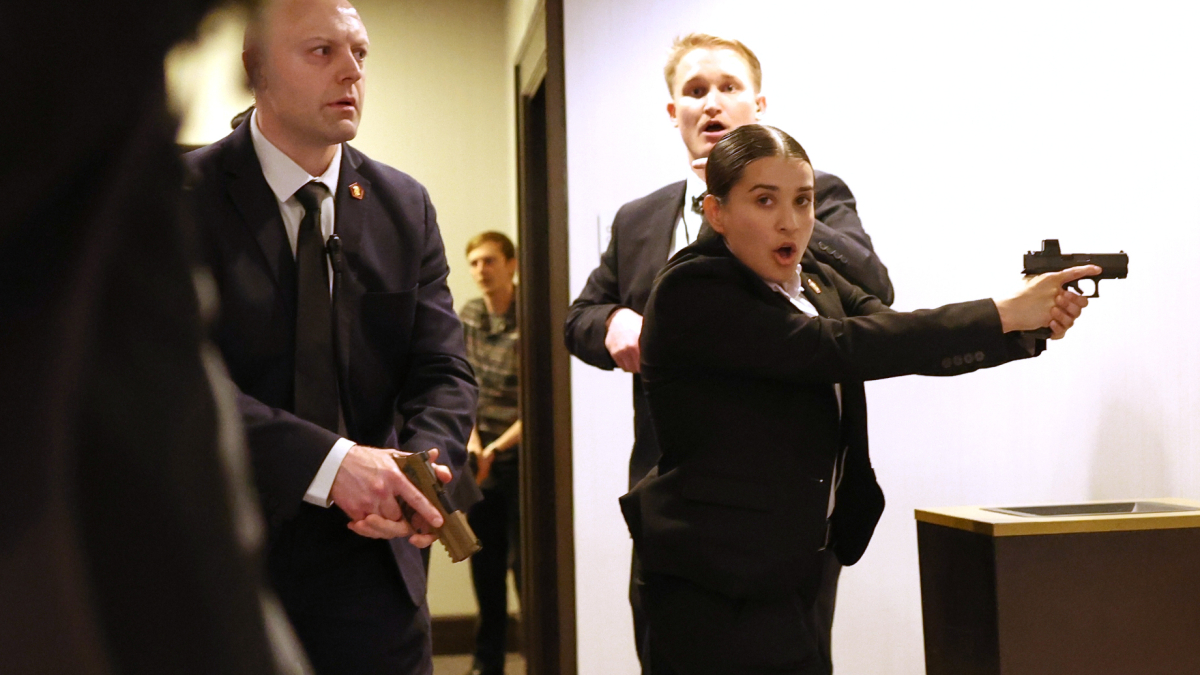 Who is Oz Pearlman, the mentalist who showed Donald Trump a mysterious ...