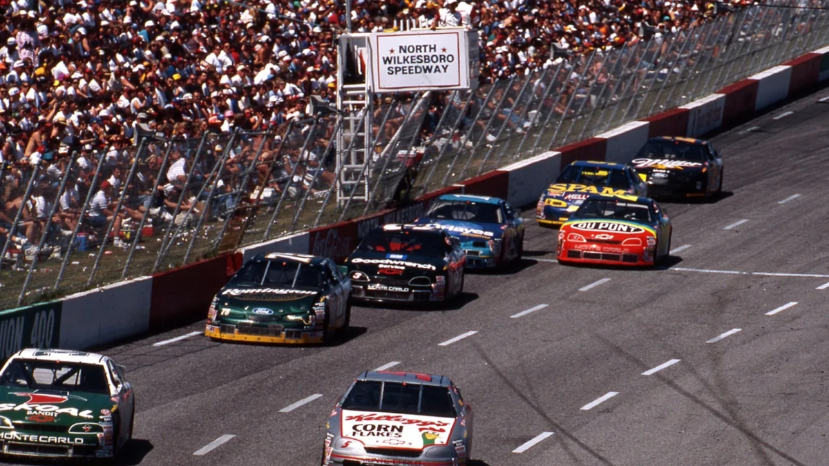 NASCAR pit crew member hospitalized after saving FOX Sports reporter ...