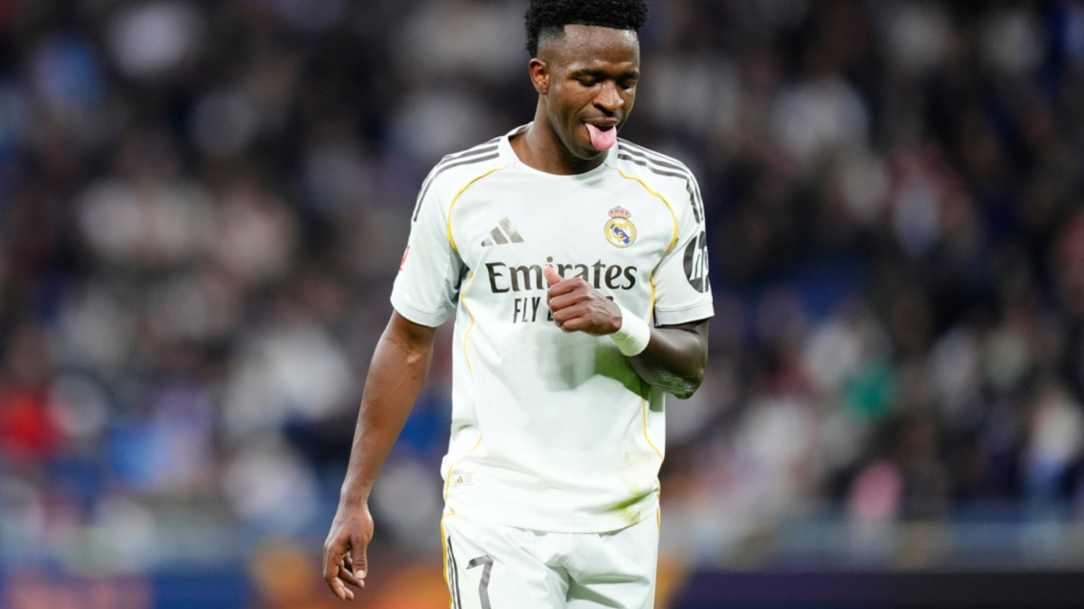 Vinicius overcomes the Bernabeu's big fights with its stars | MARCA