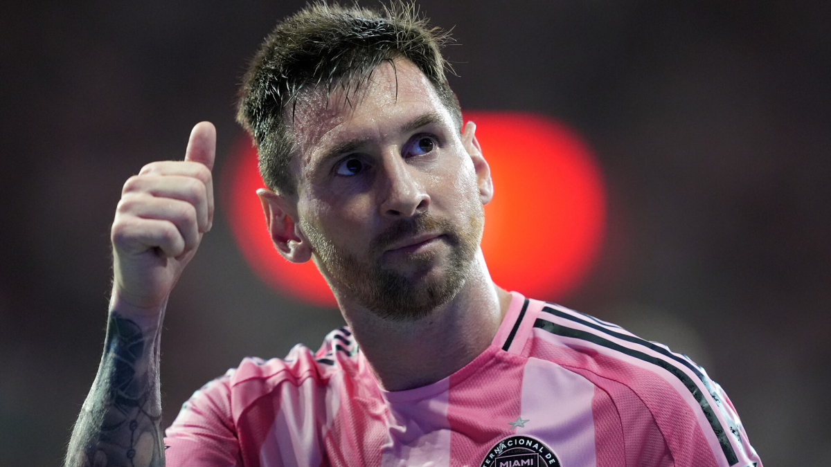 Ultra-rare signed Lionel Messi trading card sells for over $550K at ...