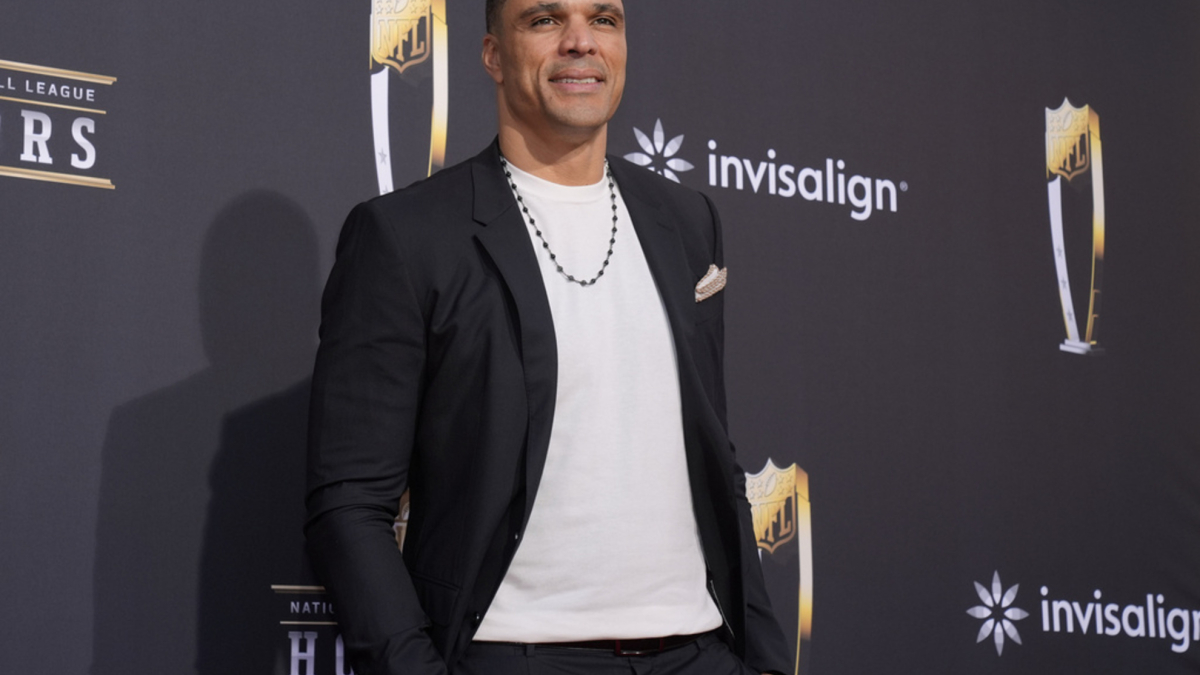 Chiefs legend Tony Gonzalez opens up about the family drama he's facing ...