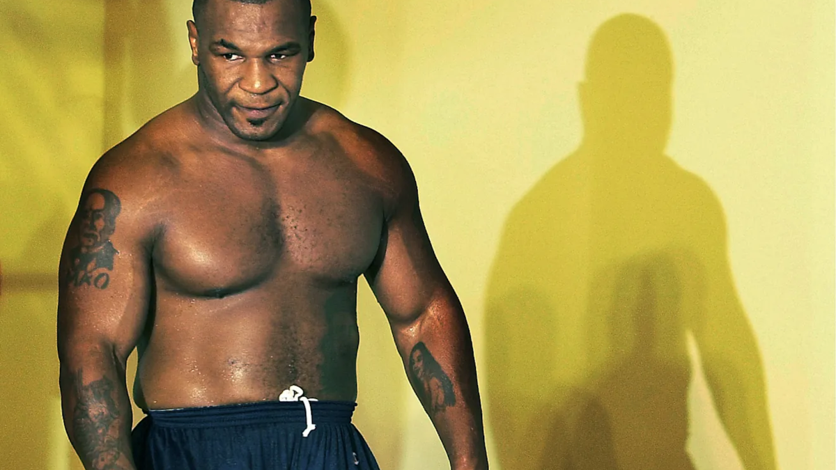 Mike Tyson's latest video shows off his impressive physique and could ...