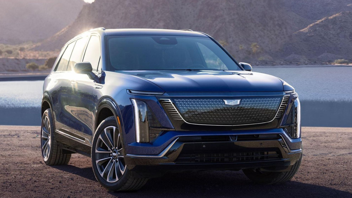 2026 Cadillac VISTIQ Review: The Electric Escalade’s Smarter Little ...