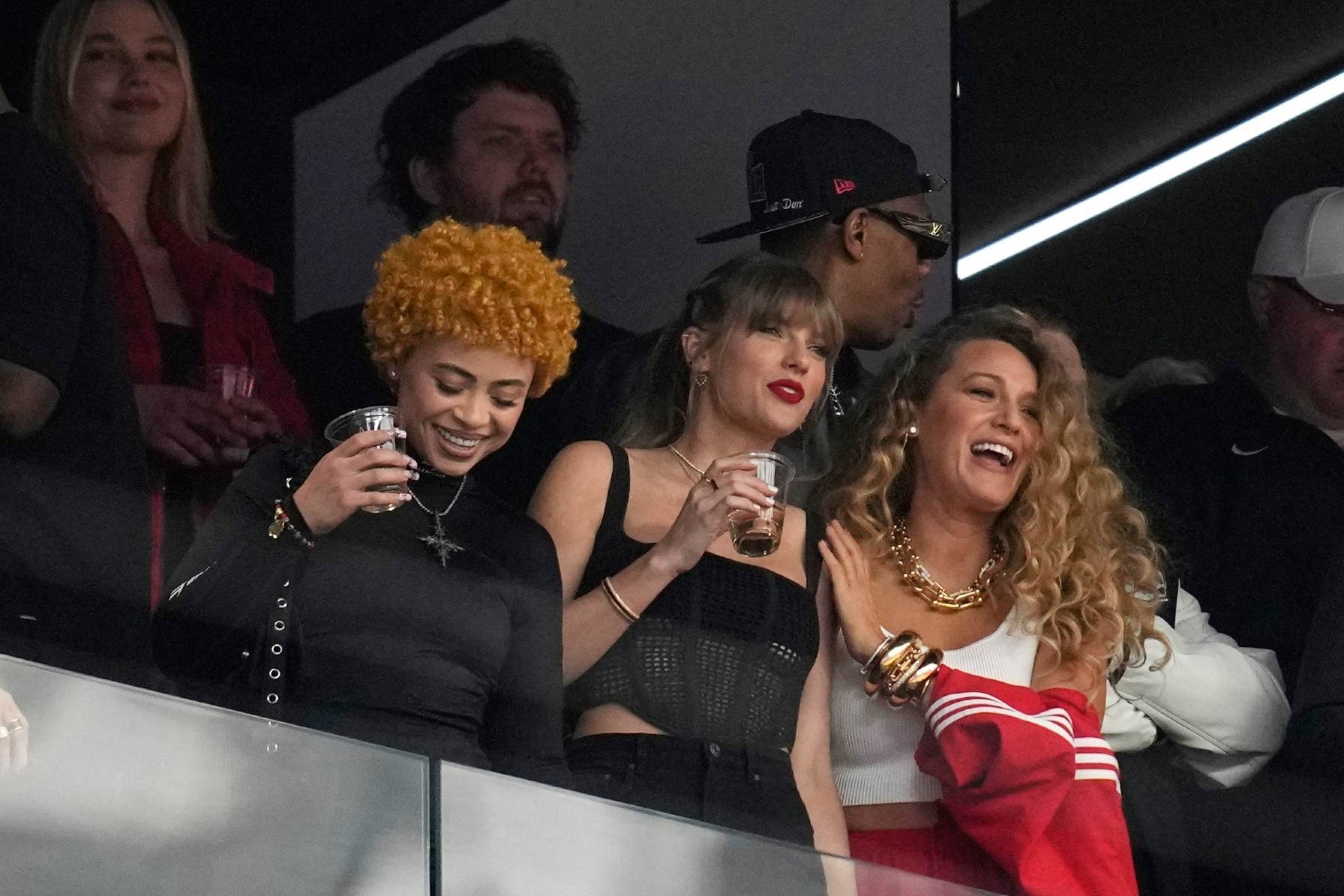 How Taylor Swift boosted the NFL's popularity and added $1 billion in ...