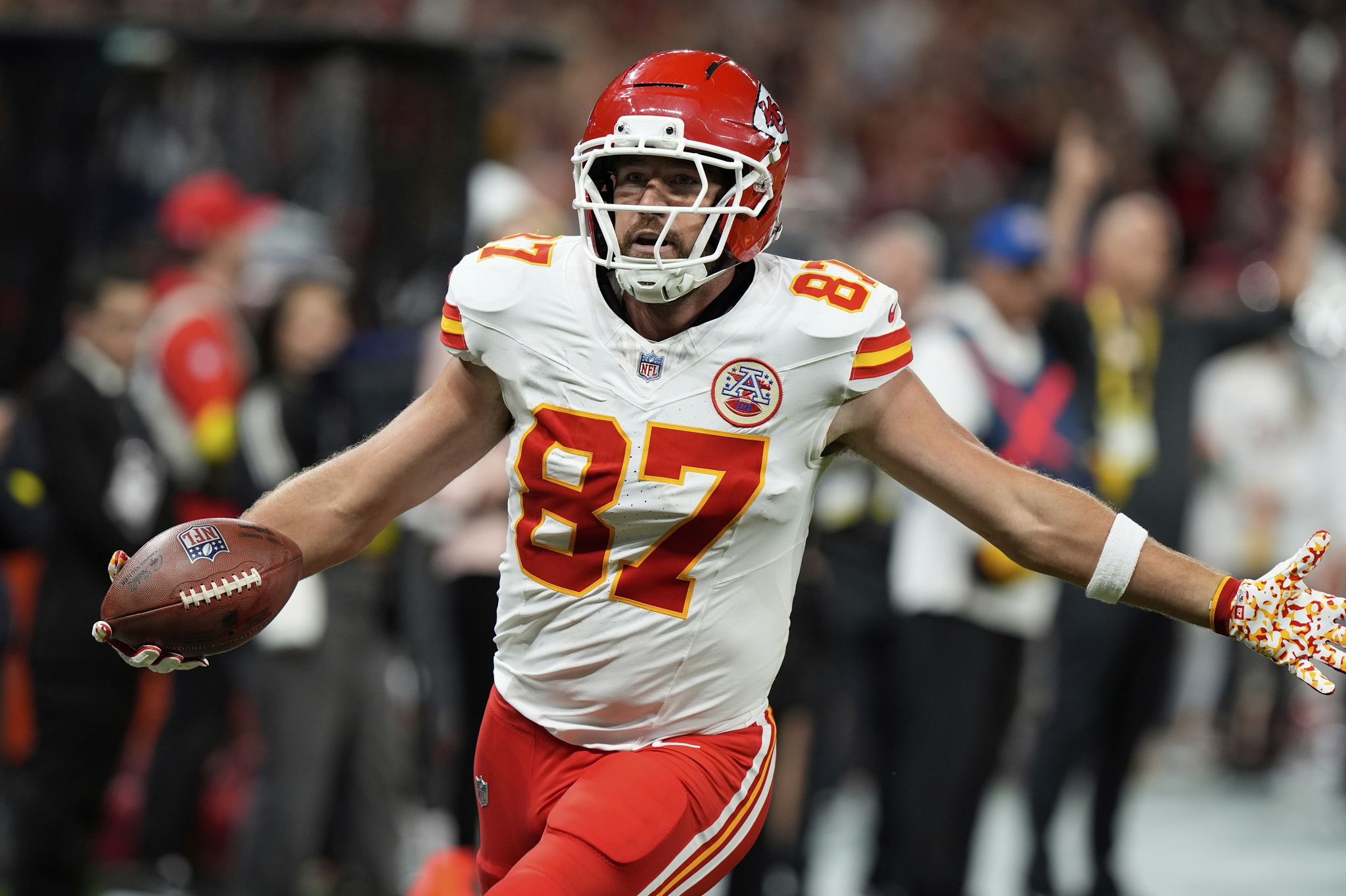 Bills fans draw criticism after reaction to Travis Kelce injury sparks ...
