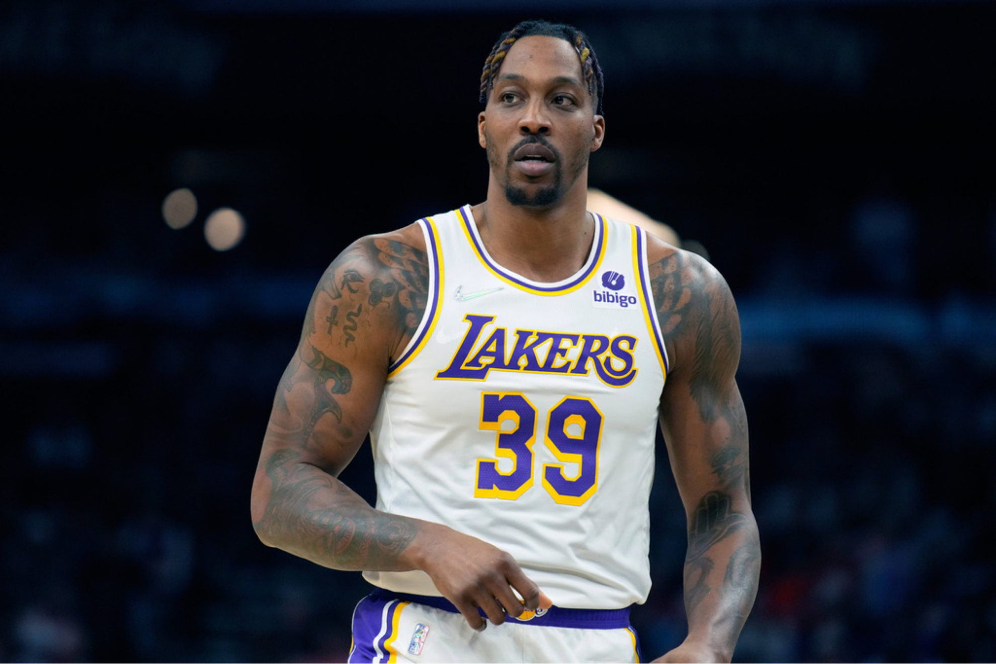 Dwight Howard has decided to stop being 'Superman'; it is time to hang ...