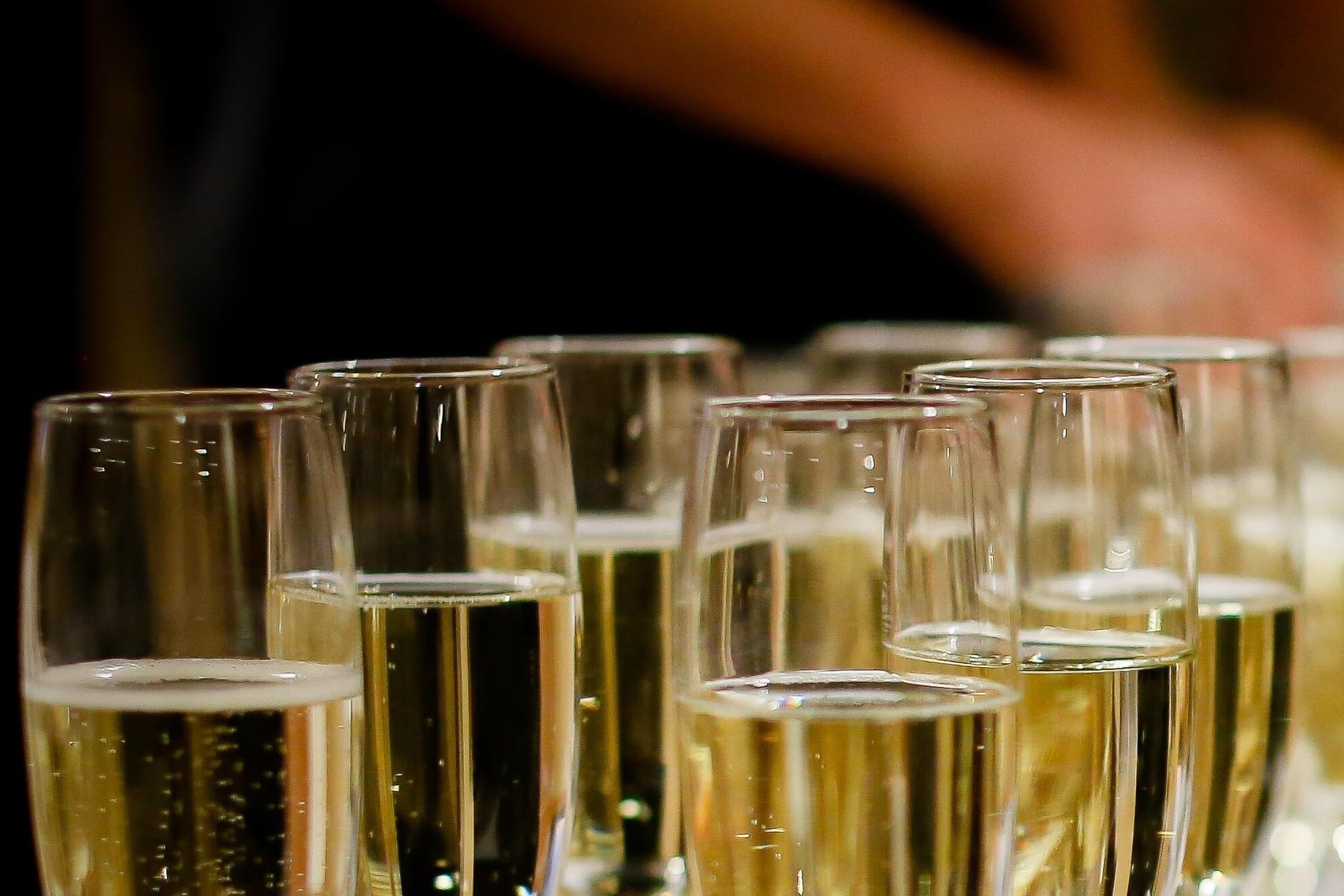 Alcoholic drinks that affect your body shape the least: How healthy are ...