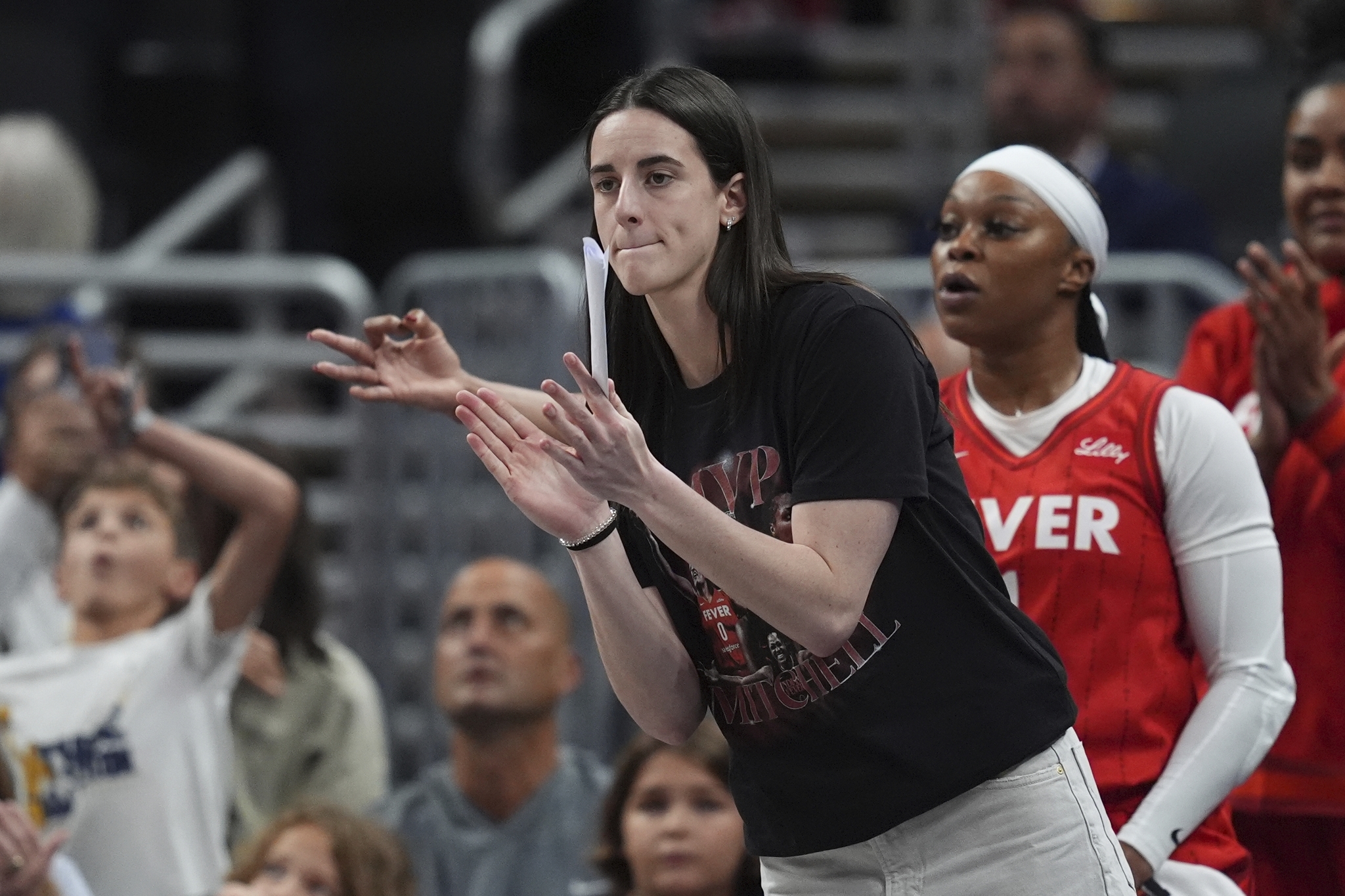 Caitlin Clark makes major announcement on the next step in her career ...