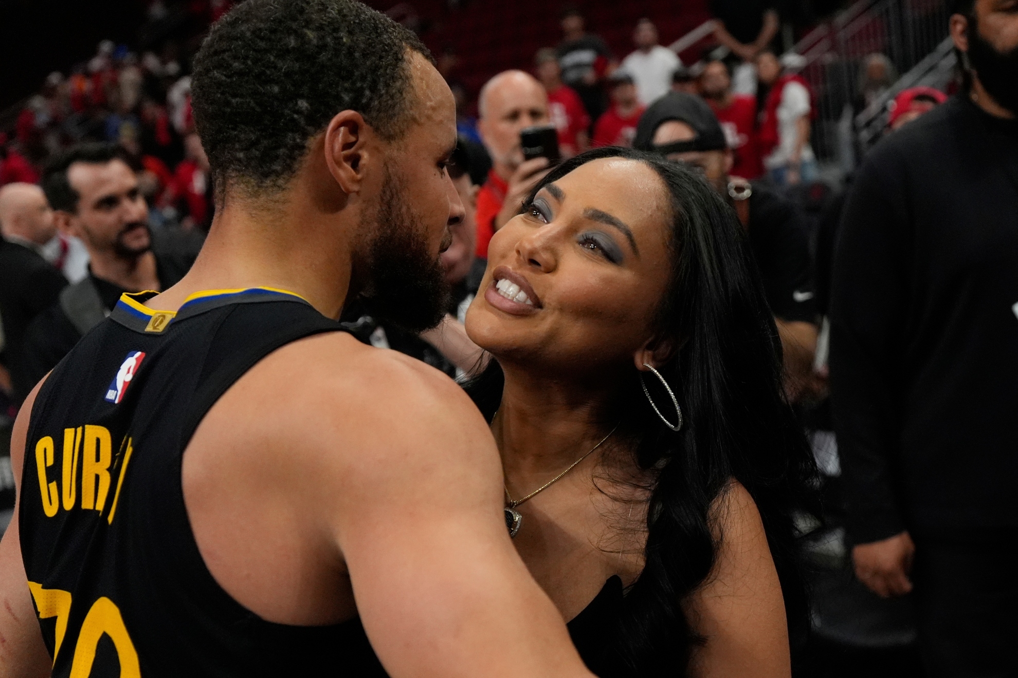 Nothing Stephen Curry does surprises Ayesha anymore, even after his ...