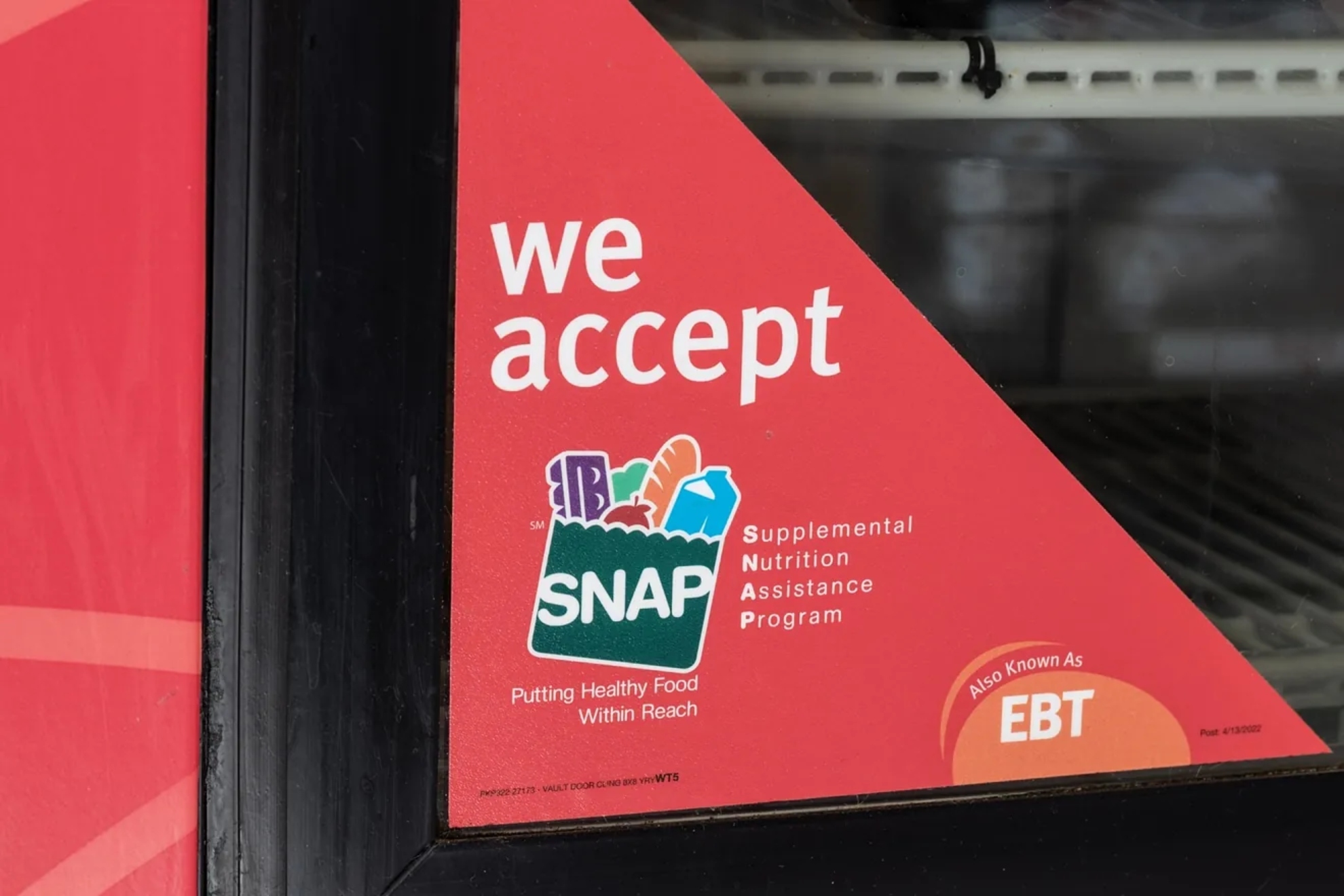 List of major grocery stores that accept SNAP benefits in the United ...