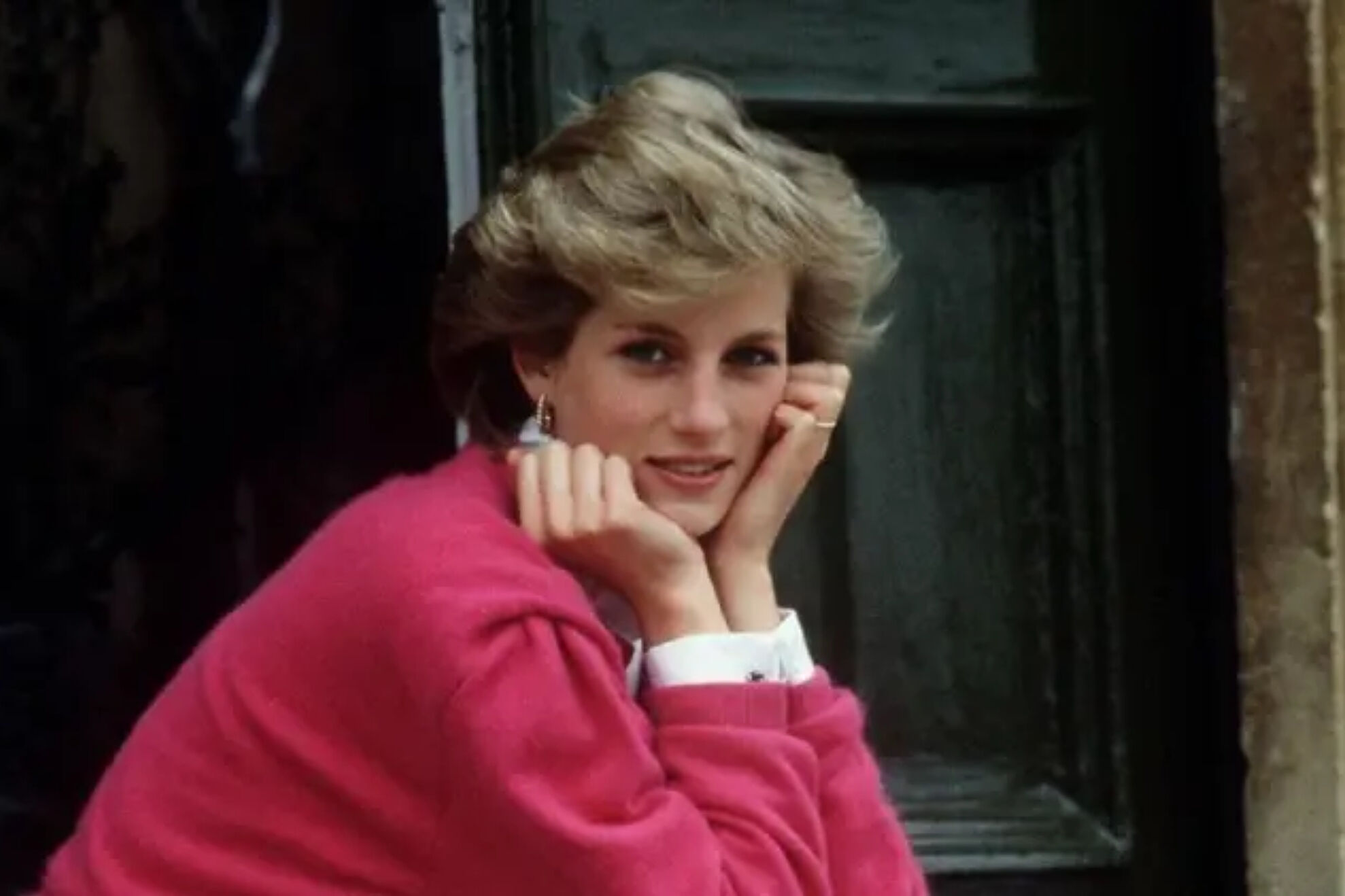 The objects contained in the capsule that Lady Di buried more than 30 ...