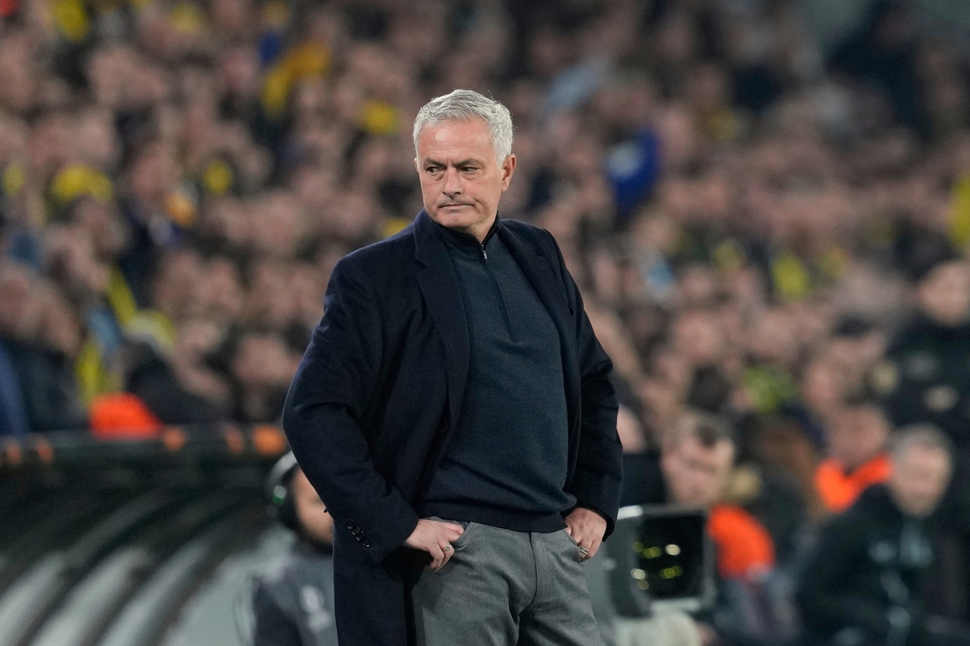 José Mourinho denies 'traitor' accusations after fiery Benfica vs Porto ...