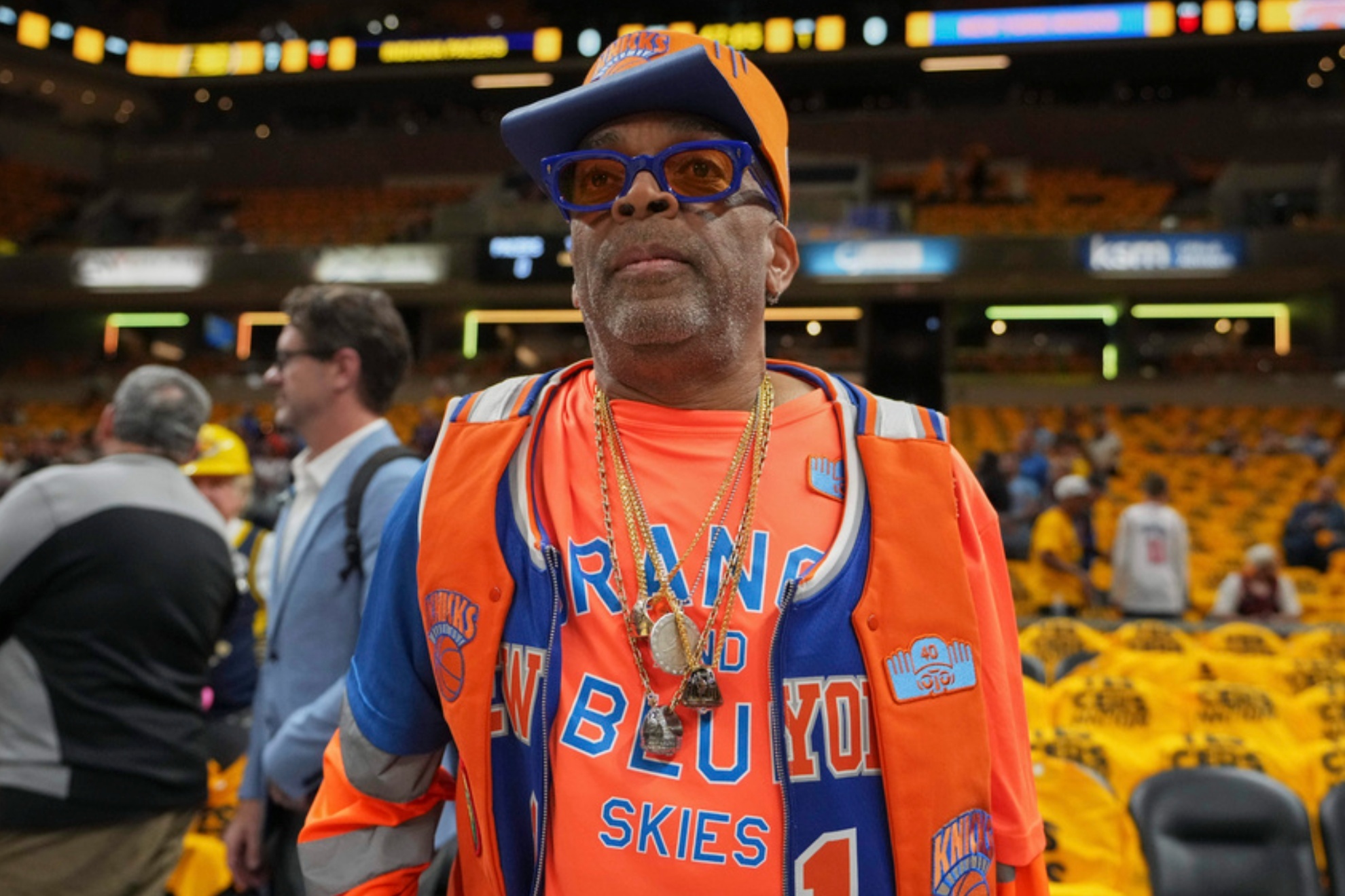 Spike Lee's awkward exchange with Prince Harry steals attention during ...