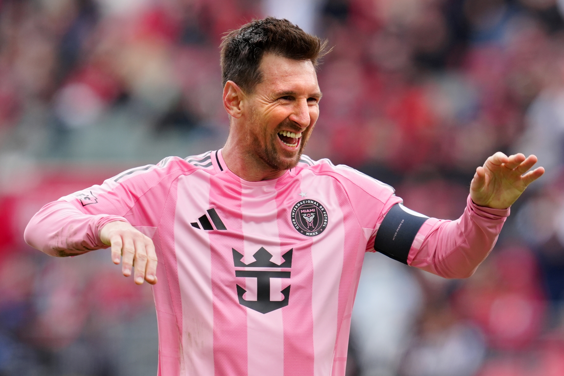 Messi is stepping up the pressure on Cristiano Ronaldo in the race for ...