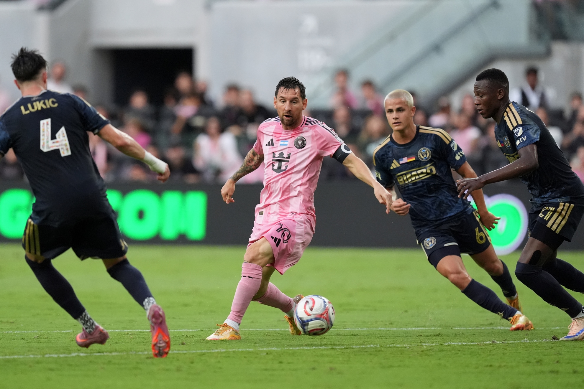 Scaloni clarifies Messi's physical condition: "The initial news is not ...