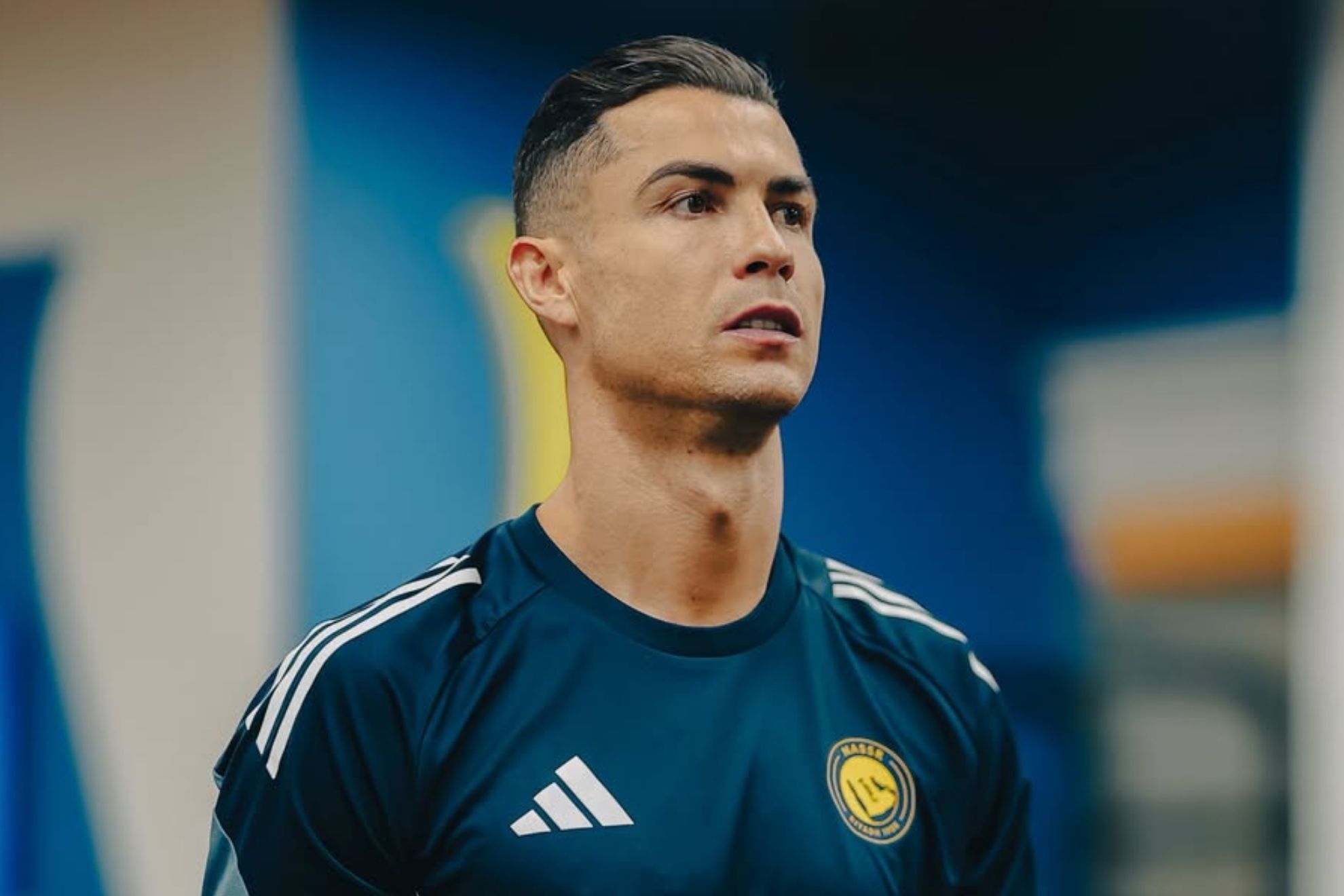 Cristiano Ronaldo gives private soccer lesson to his son with bold move ...