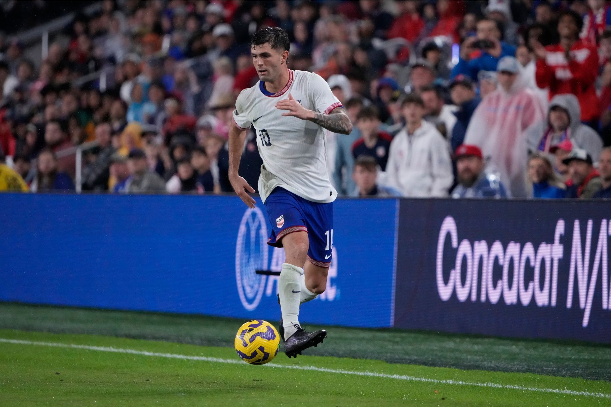 Fans couldn't believe how Christian Pulisic showed up to join Team USA ...