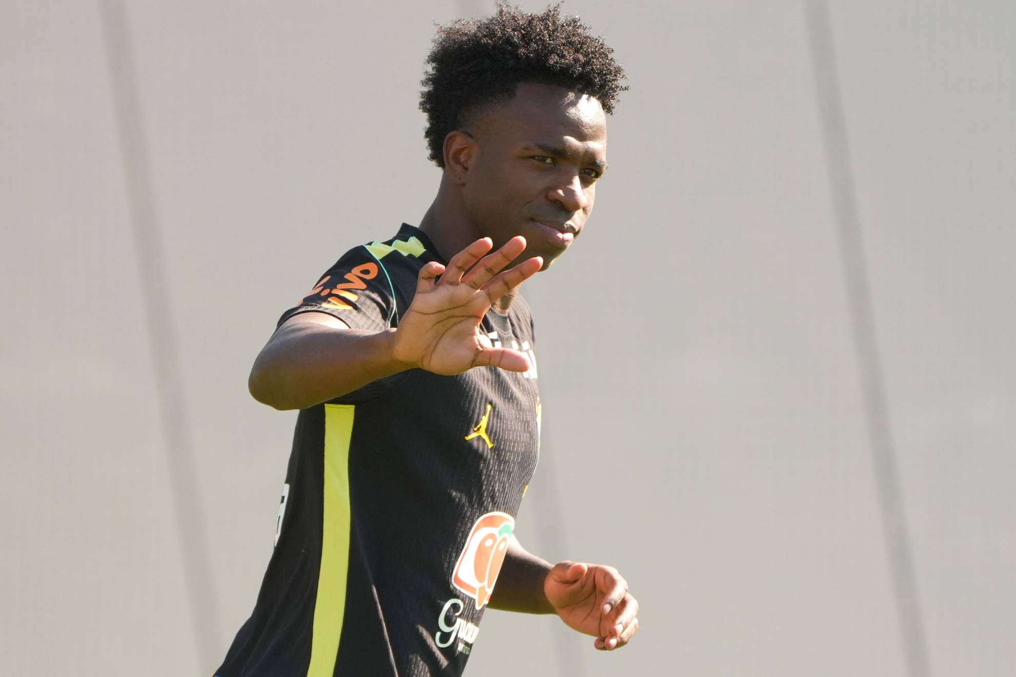 Vinicius aims to reclaim his throne with LeBron James as his spiritual ...