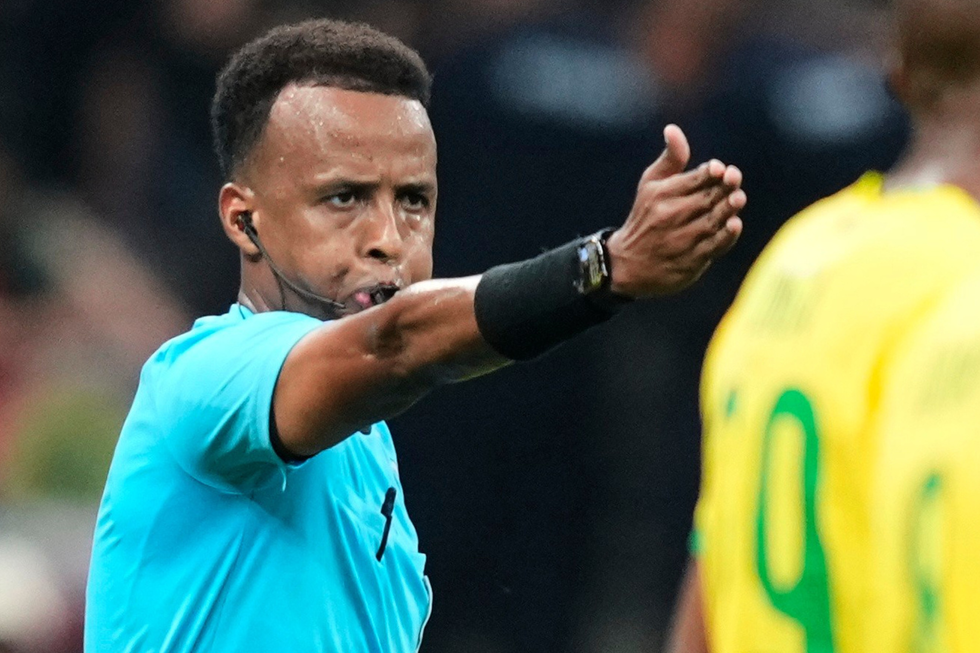 FIFA to pay full salary to Somali referee Omar Artan after World Cup ...